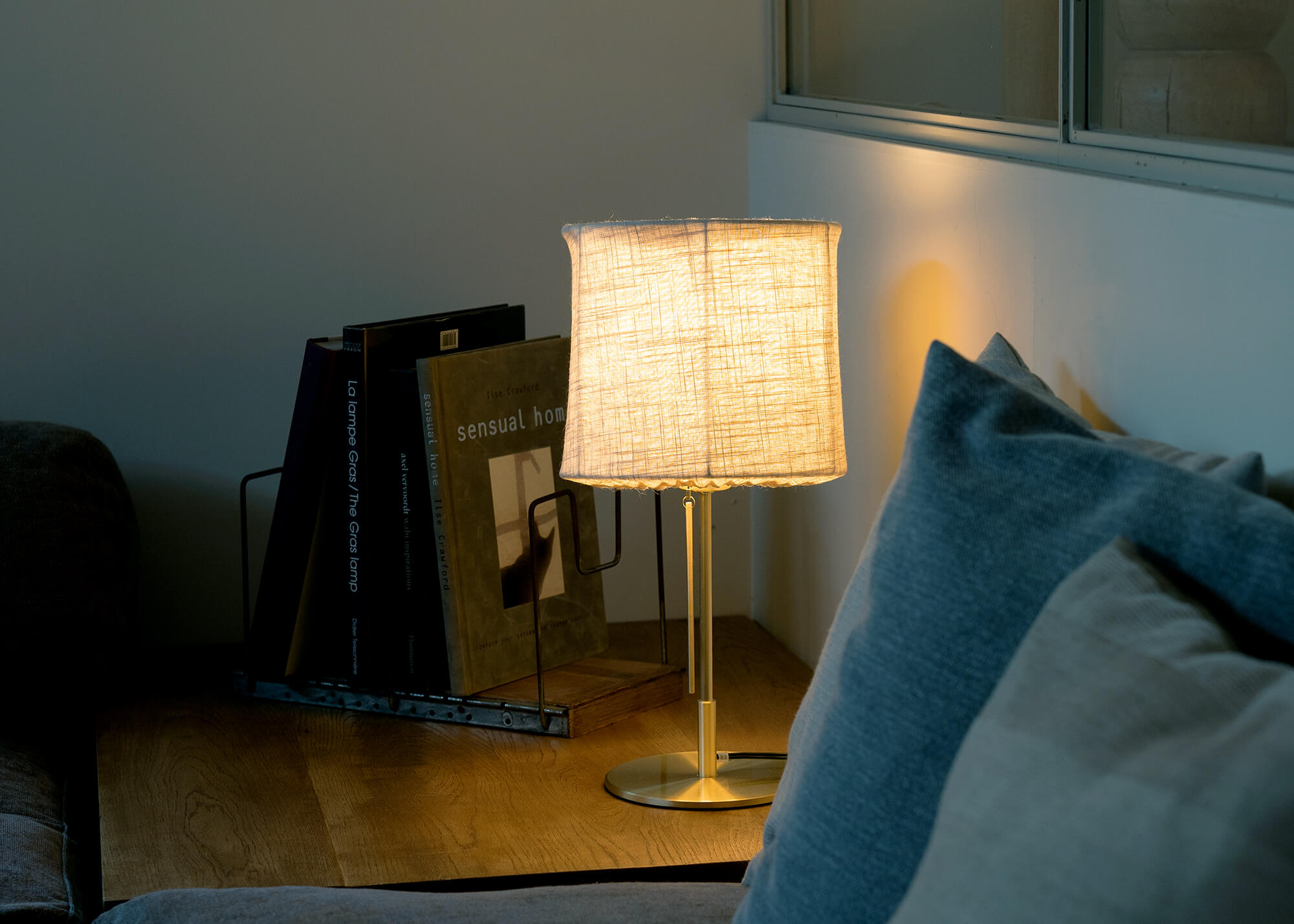 LILY STAND LAMP｜we architect
